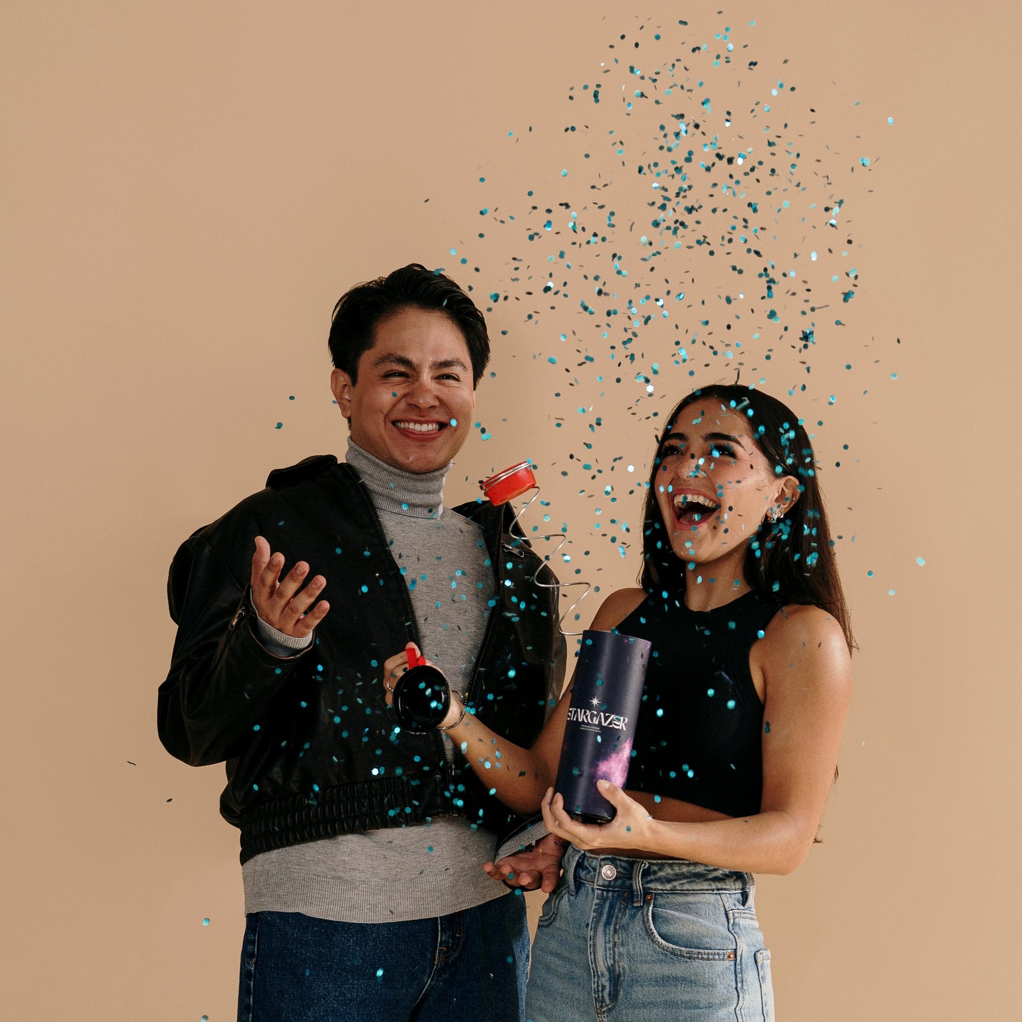 Spring Loaded Glitter Bomb Pranks